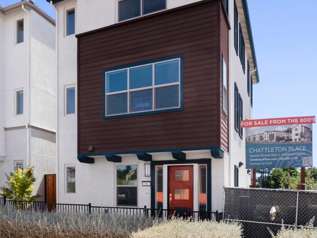 2818 Chattleton Lane