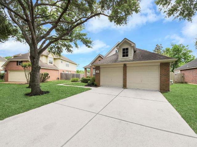 2818 Five Oaks Drive