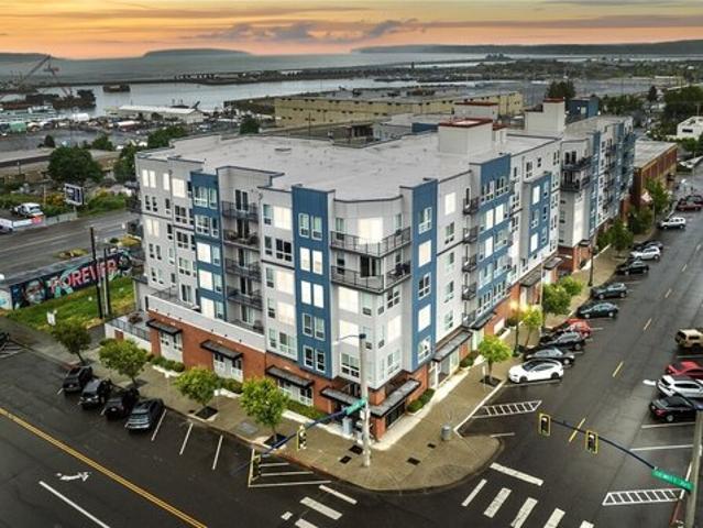 2818 Grand Ave Unit B407, Everett, WA 98201