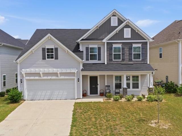 2818 Lugard Rd, Lexington, SC 29073