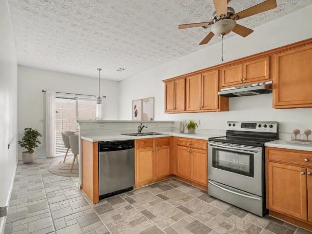 2818 Village Trace