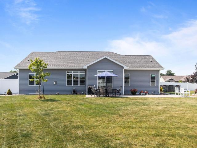 2818 w hidden pine drive