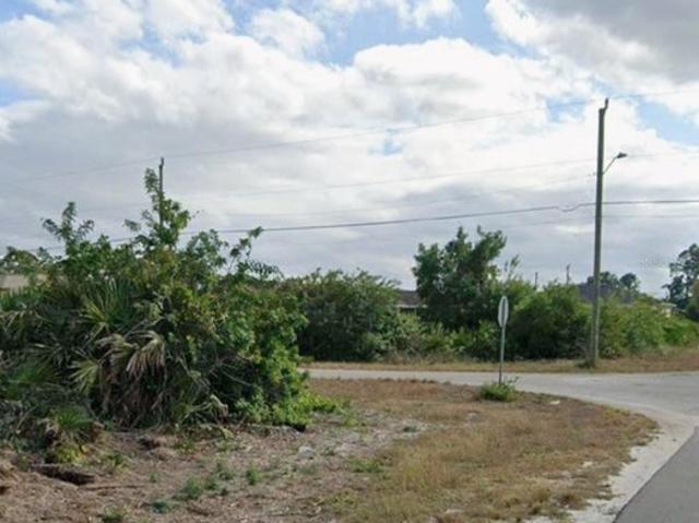 2818 14th St W, Lehigh Acres, FL 33971