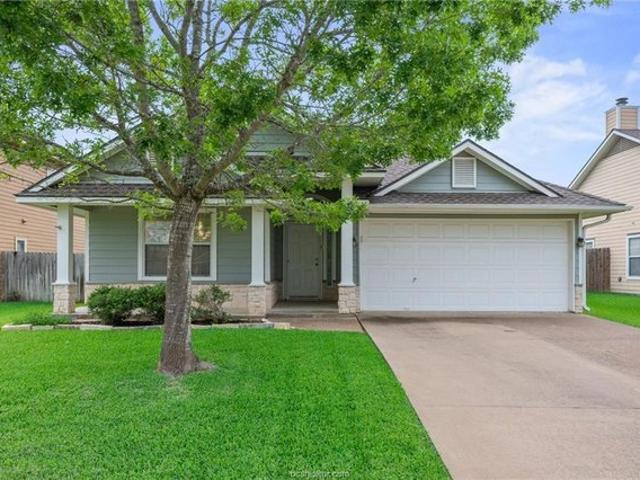 2819 Muirwood Ct, Bryan, TX 77807