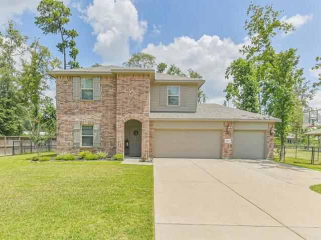 2819 N Colosseum Ct, New Caney, TX 77357