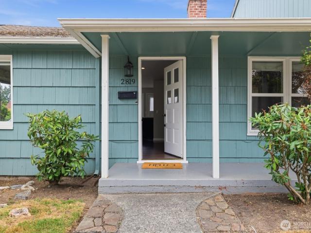 2819 N Mullen Street