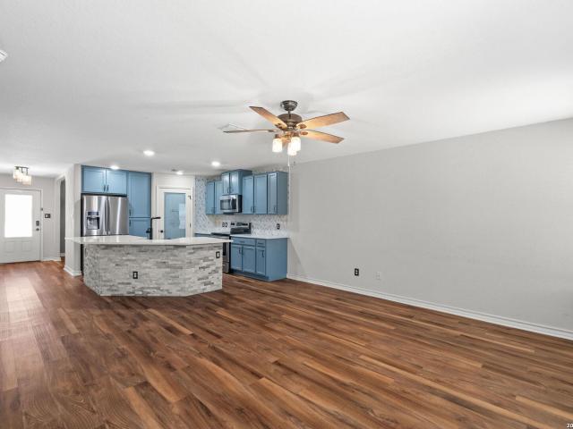 2819 Davis Trce, San Antonio, TX 78245 | MLS #1952 | Compass
