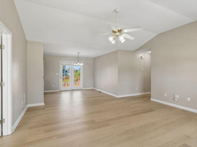 2819 Faith Ln
