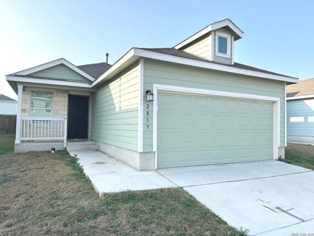2819 Gustavo Dr, Converse, TX 78109 | MLS #1943 | Compass