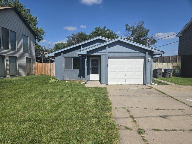 2819 S 9th St, Council Bluffs, IA 51501