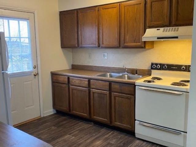 2819 Whitener 1 Bedroom Apartment for Rent at 2819 Whitener St, Cape Girardeau, MO 63701