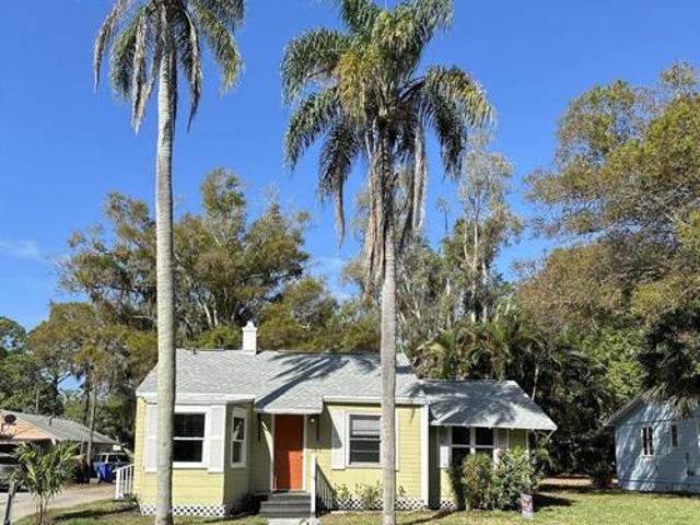 2819 49th St S, Gulfport, FL 33707