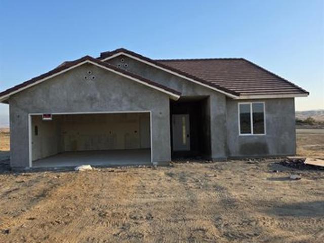 28103 Palomino Ave, Taft, CA 93268