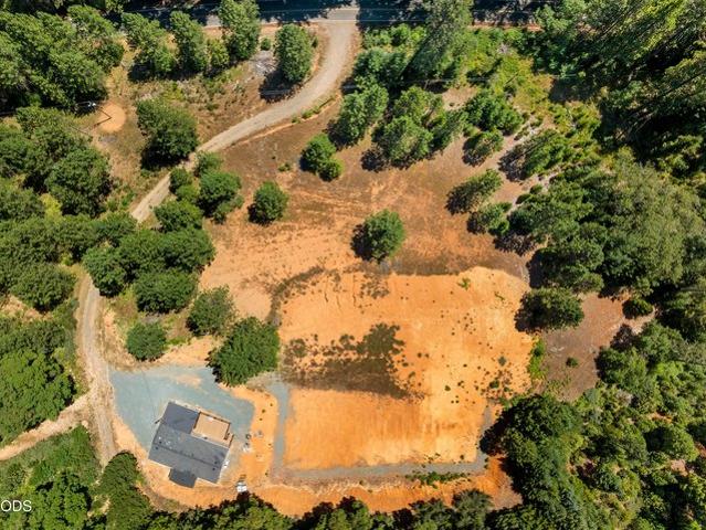 2810 Coyote Creek Rd, Wolf Creek, OR 97497