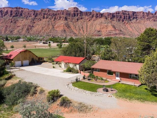 2810 E Nuevo Ct, Moab, UT 84532