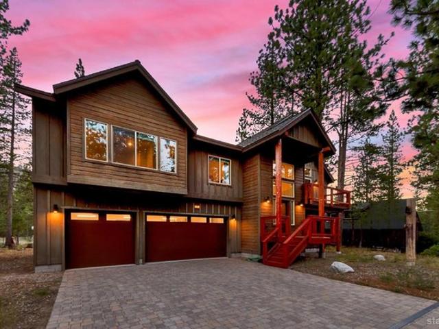 2810 Saint Nick Way, South Lake Tahoe, CA 96150