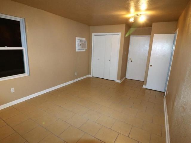 2810 Tidewater Dr, Houston, TX 77045 | Compass