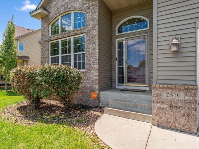 2810 White Eagle Drive