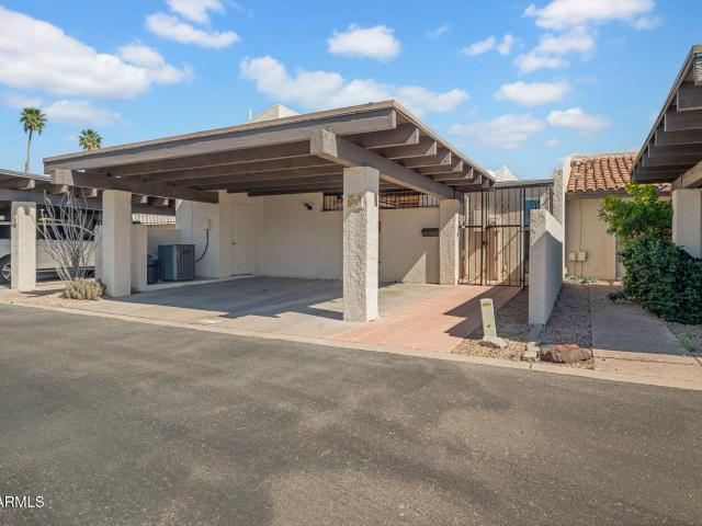2811 N 61st Pl, Scottsdale, AZ 85257 | MLS #6990 | Compass