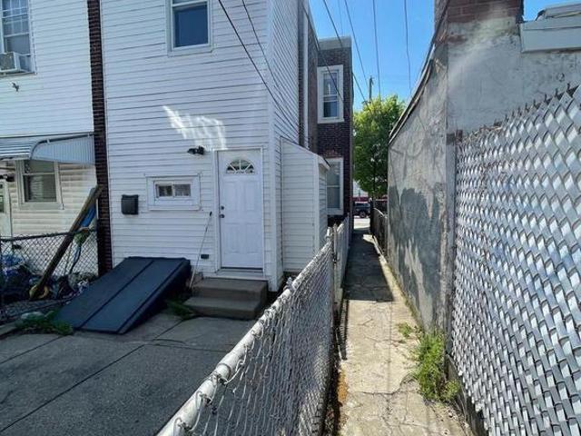 2811 Orthodox Street
