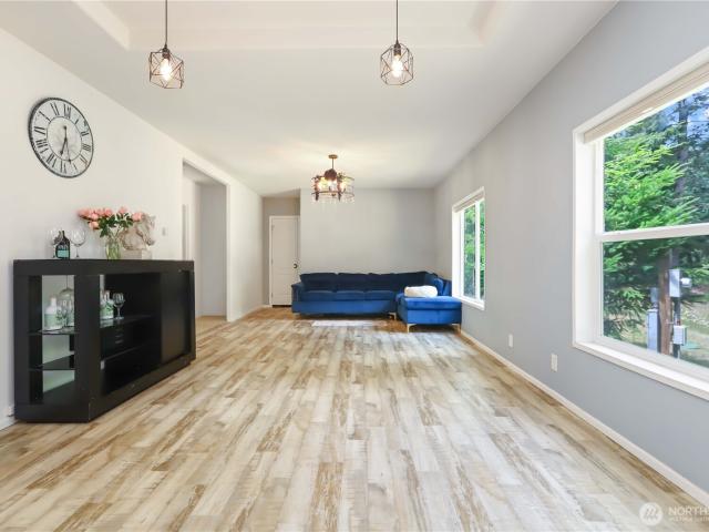 2811 Andreason Road