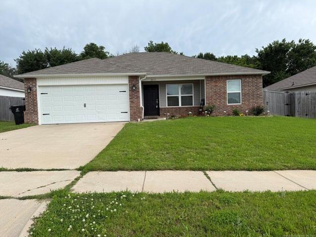 2811 E Quincy St, Broken Arrow, OK 74014