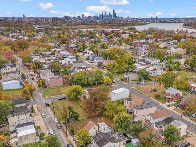 2811 Garfield Ave, Camden, NJ 08105 | MLS #NJCD2109 | Compass