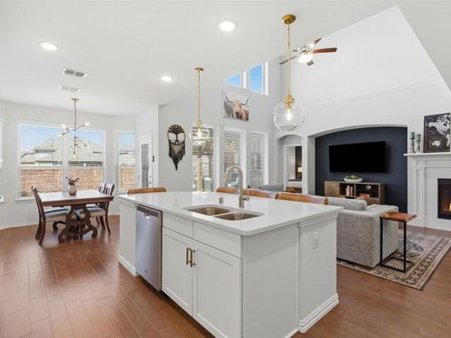 2811 Hackberry Creek Trl, Celina, TX 75078
