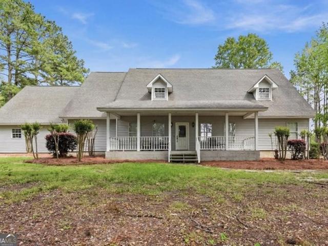 2811 Lullwater Rd, Tifton, GA 31794