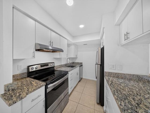 2811 Stoneway Ln Apt A, Fort Pierce, FL 34982