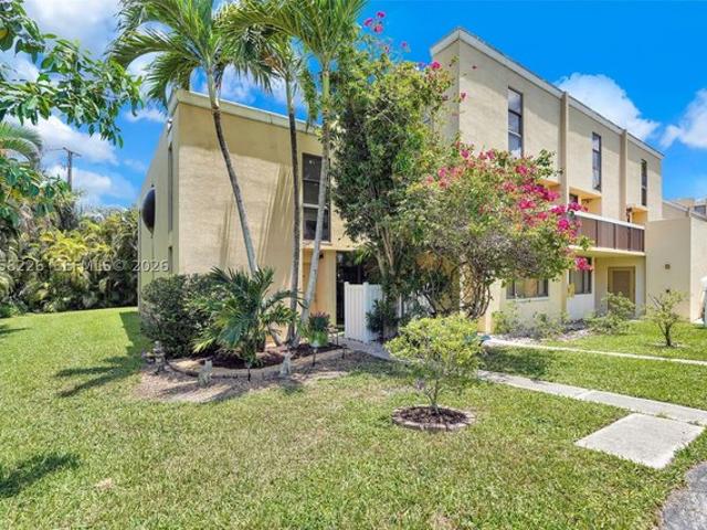 2811 SW 87th Ter Apt 1201, Davie, FL 33328