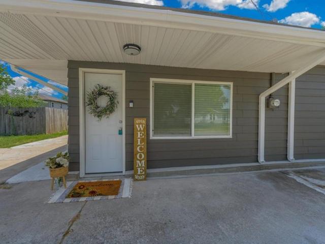 2811 W Maxwell Ave, Wichita, KS 67217