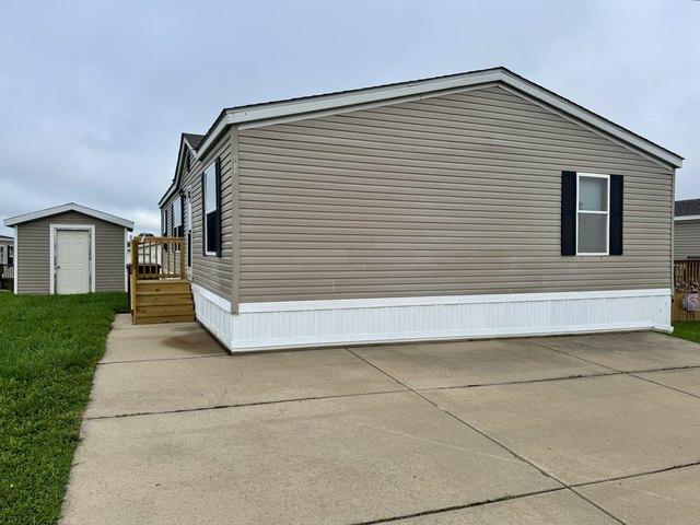 2811 Yankee St, Potterville, MI 48876