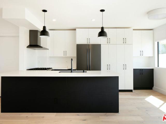 2811 3rd Street 8