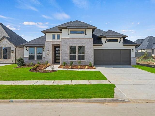 2812 Mayfair Lane