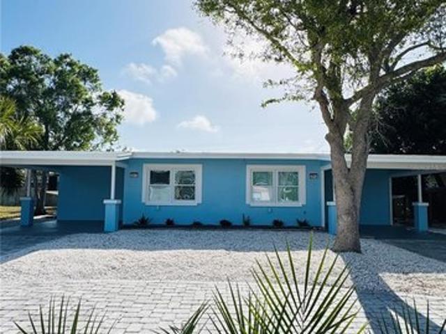 2812 Miriam St S, Gulfport, FL 33711