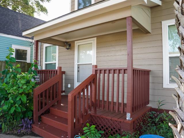 2812 Avenue M 1