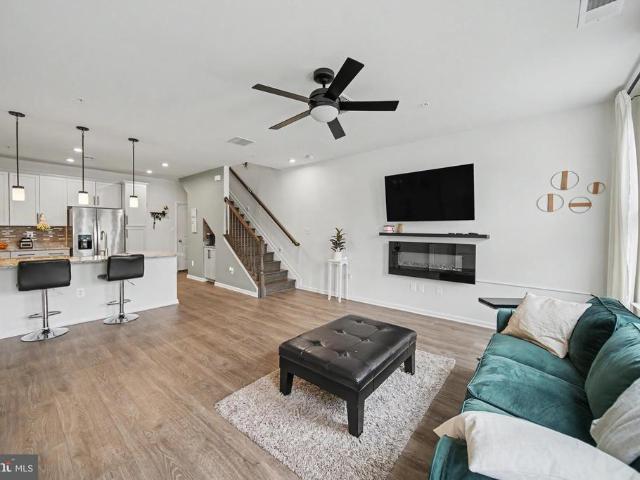 2812 Brewers Crossing Way # 43