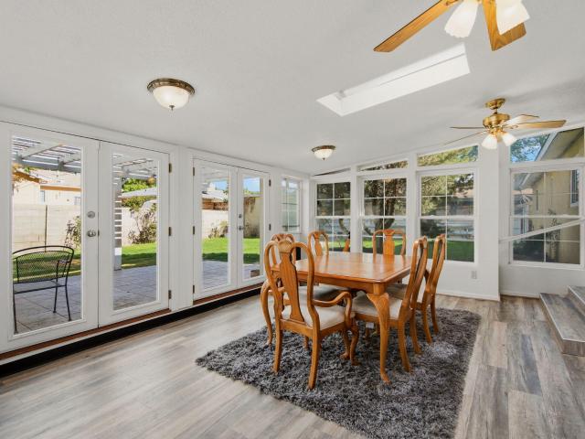 2812 Cardenas Drive NE