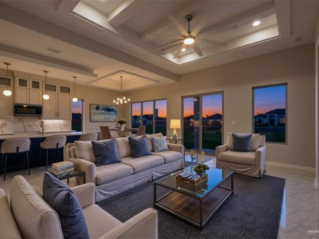 2812 Dhalia Drive
