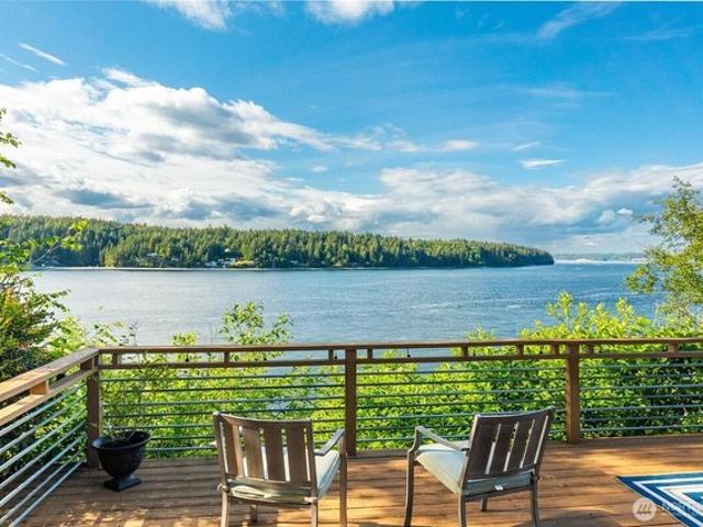 2812 Fishtrap Rd NE, Olympia, WA 98506