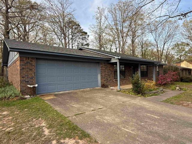 2812 Janet Drive