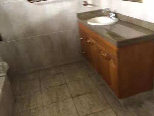 2812 Perkins Ln, Redondo Beach, CA 90278