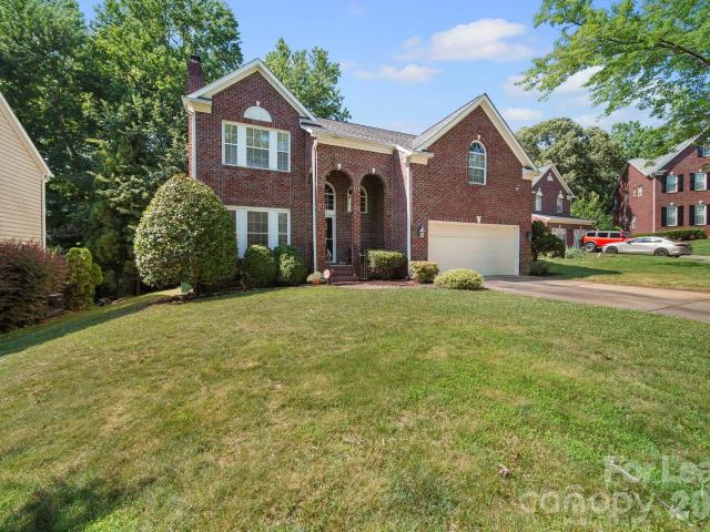 2812 Redfield Drive