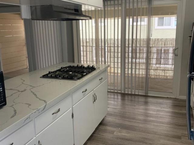 2812 Reynard Way 2 Bedroom Apartment for Rent at 2812 Reynard Way, San Diego, CA 92103 Midtown