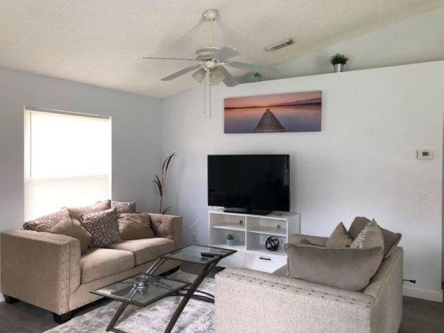 2812 Stoneway Ln Apt B, Fort Pierce, FL 34982