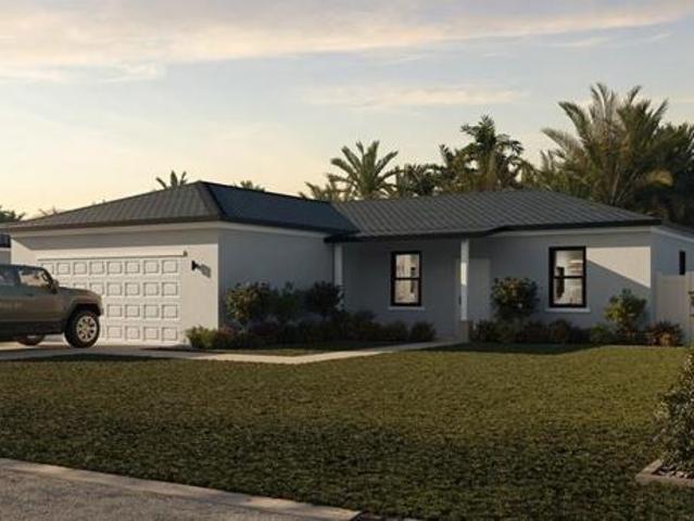 2812 66th St W, Lehigh Acres, FL 33971