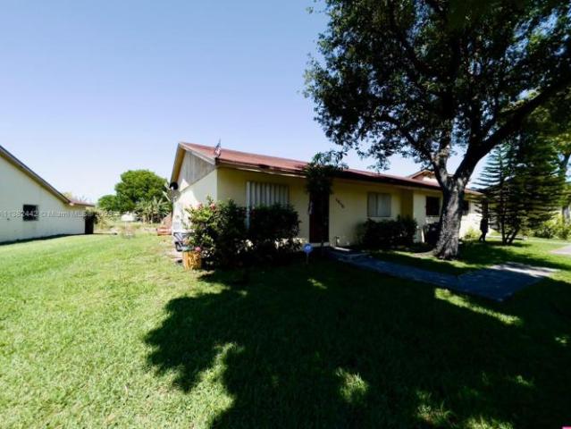 28130 141st Pl SW, Homestead, FL 33033
