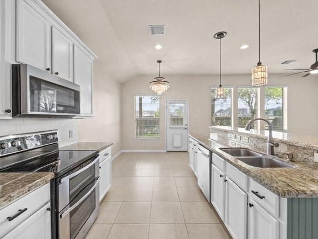 28130 Canyon Wren Dr, Katy, TX 77494