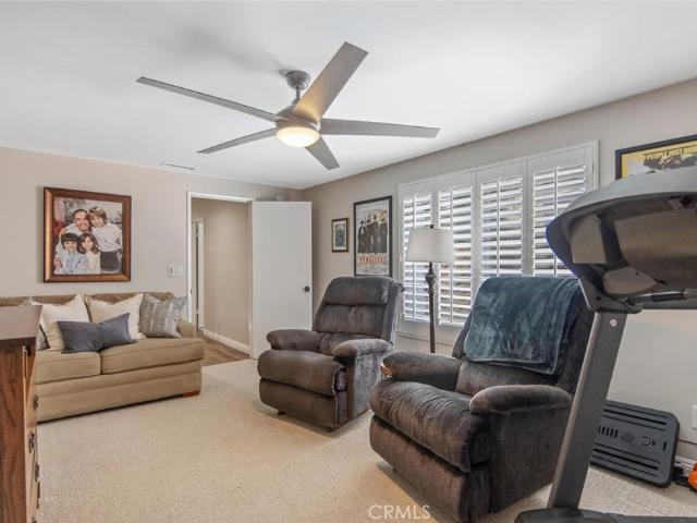 28137 Oaklar Dr, Saugus, CA 91350 | MLS #SR26073